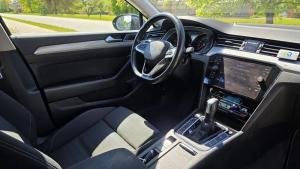 Volkswagen Passat B8 2021 in Riga, with an engine capacity of 2.00 L and mileage of 257 thousand km for 13950 €, photo 16 on AUTOMOTO.COM.LV