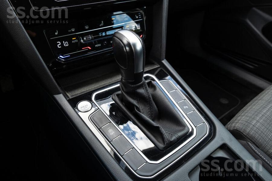 Volkswagen Passat B8 2022 in Riga, with an engine capacity of 1.50 L and mileage of 75 thousand km for 17700 €, photo 20 on AUTOMOTO.COM.LV