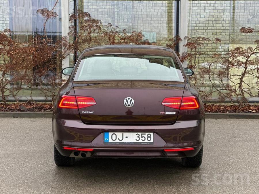 Violet Volkswagen Passat B8 2015 in Riga, with an engine capacity of 1.80 L and mileage of 257 thousand km for 8750 €, photo 8 on AUTOMOTO.COM.LV