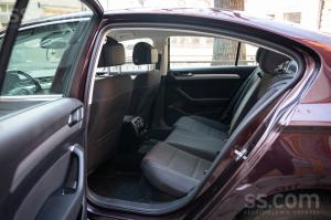 Violet Volkswagen Passat B8 2015 in Riga, with an engine capacity of 1.80 L and mileage of 260 thousand km for 8950 €, photo 18 on AUTOMOTO.COM.LV