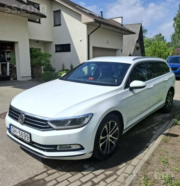 White Volkswagen Passat B8 2016 in Riga, with an engine capacity of 2.00 L and mileage of 295 thousand km for 8600 €, photo 2 on AUTOMOTO.COM.LV