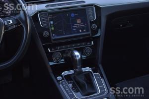White Volkswagen Passat B8 2015 in Riga, with an engine capacity of 1.80 L and mileage of 202 thousand km for 10200 €, photo 7 on AUTOMOTO.COM.LV