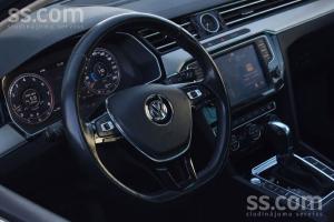 White Volkswagen Passat B8 2015 in Riga, with an engine capacity of 1.80 L and mileage of 202 thousand km for 10200 €, photo 9 on AUTOMOTO.COM.LV