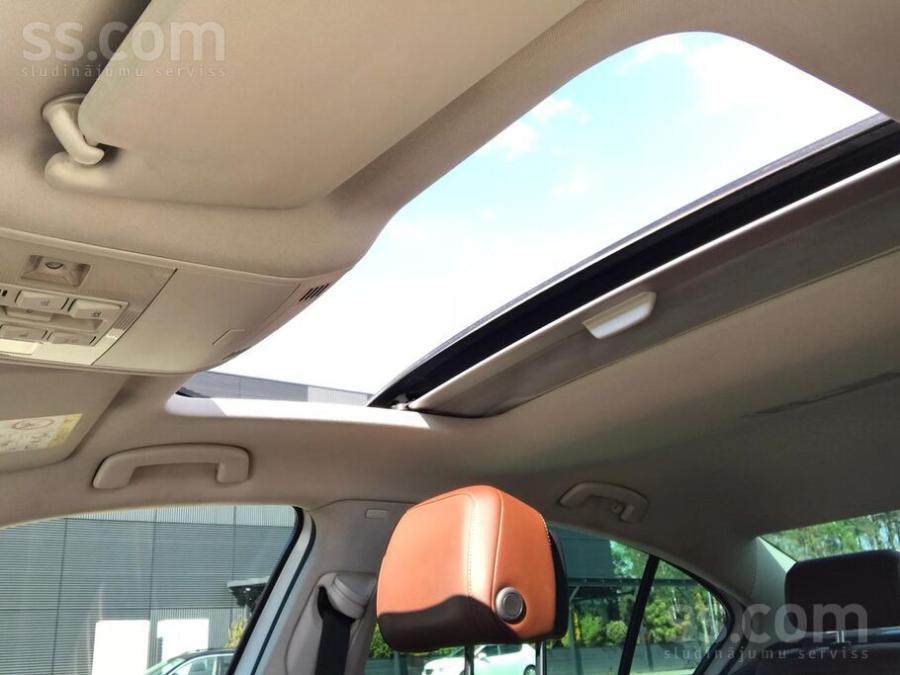 Balts Volkswagen Passat B8 2015 Rīga, ar dzinēja tilpumu 1.60 L un nobraukumu 185 tūkst. km par 12000 €, foto 17 vietnē AUTOMOTO.COM.LV