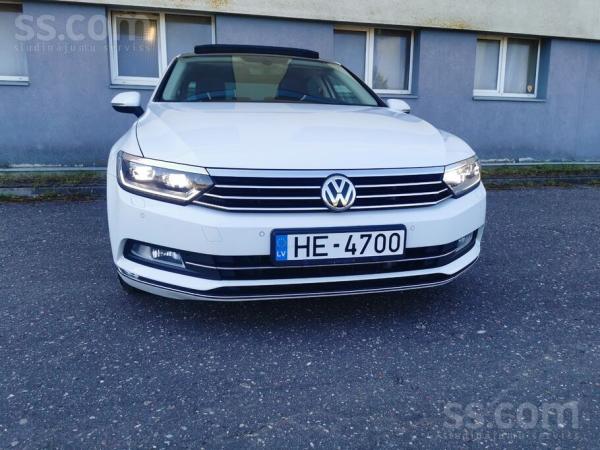 White Volkswagen Passat B8 2015 in Liepaja, with an engine capacity of 1.80 L and mileage of 200 thousand km for 10200 €, photo 7 on AUTOMOTO.COM.LV