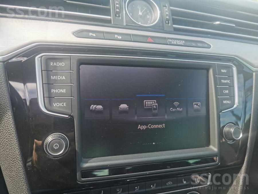 White Volkswagen Passat B8 2015 in Liepaja, with an engine capacity of 1.80 L and mileage of 200 thousand km for 10200 €, photo 15 on AUTOMOTO.COM.LV
