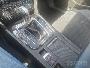 White Volkswagen Passat B8 2015 in Liepaja, with an engine capacity of 1.80 L and mileage of 200 thousand km for 10200 €, photo 16 on AUTOMOTO.COM.LV
