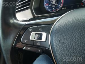 White Volkswagen Passat B8 2015 in Liepaja, with an engine capacity of 1.80 L and mileage of 200 thousand km for 10200 €, photo 18 on AUTOMOTO.COM.LV