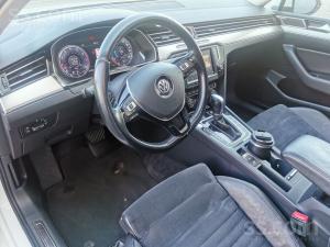 White Volkswagen Passat B8 2015 in Liepaja, with an engine capacity of 1.80 L and mileage of 200 thousand km for 10200 €, photo 25 on AUTOMOTO.COM.LV