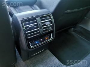 White Volkswagen Passat B8 2015 in Liepaja, with an engine capacity of 1.80 L and mileage of 200 thousand km for 10200 €, photo 28 on AUTOMOTO.COM.LV