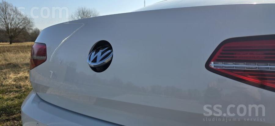 Balts Volkswagen Passat B8 2015 Rīga, ar dzinēja tilpumu 2.00 L un nobraukumu 172 tūkst. km par 13500 €, foto 6 vietnē AUTOMOTO.COM.LV