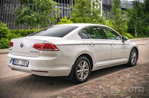 Balts Volkswagen Passat B8 2016 Rīga, ar dzinēja tilpumu 2.00 L un nobraukumu 182 tūkst. km par 9990 €, foto 5 vietnē AUTOMOTO.COM.LV
