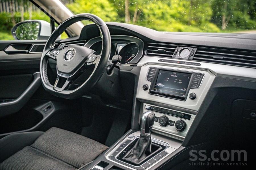 Balts Volkswagen Passat B8 2016 Rīga, ar dzinēja tilpumu 2.00 L un nobraukumu 182 tūkst. km par 9990 €, foto 8 vietnē AUTOMOTO.COM.LV