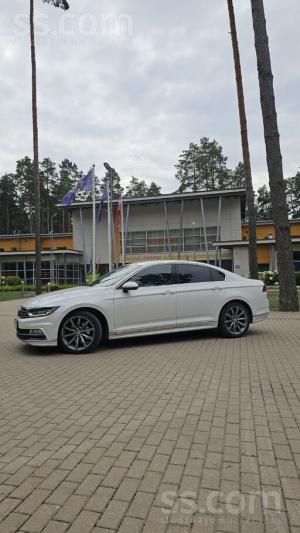 Balts Volkswagen Passat B8 2016 Ogre, ar dzinēja tilpumu 1.80 L un nobraukumu 248 tūkst. km par 12500 €, foto 4 vietnē AUTOMOTO.COM.LV