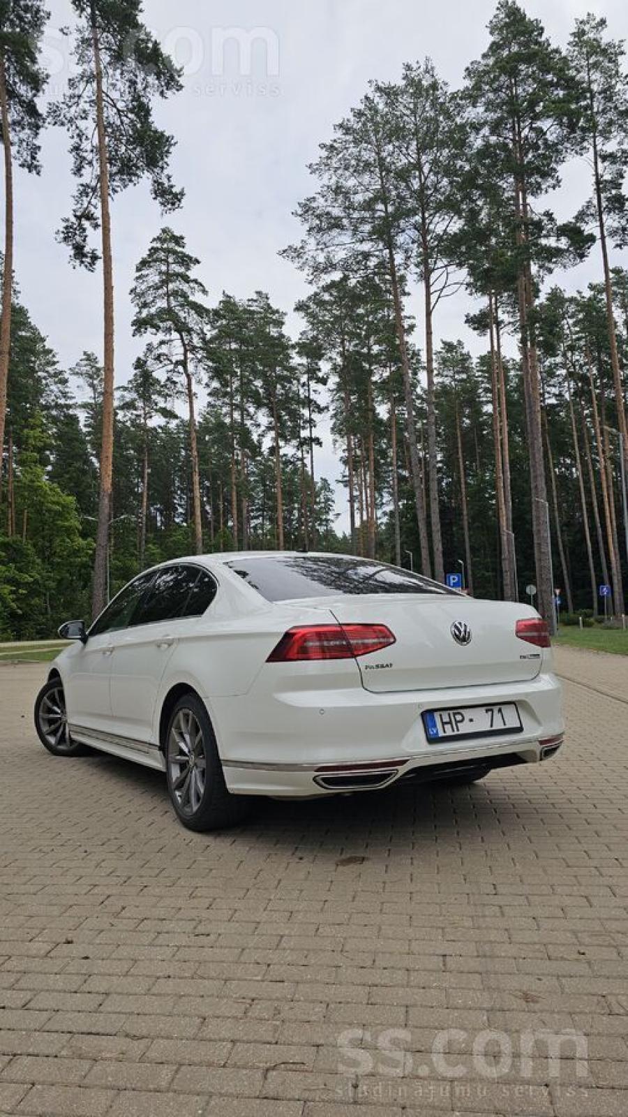 Balts Volkswagen Passat B8 2016 Ogre, ar dzinēja tilpumu 1.80 L un nobraukumu 248 tūkst. km par 12500 €, foto 9 vietnē AUTOMOTO.COM.LV
