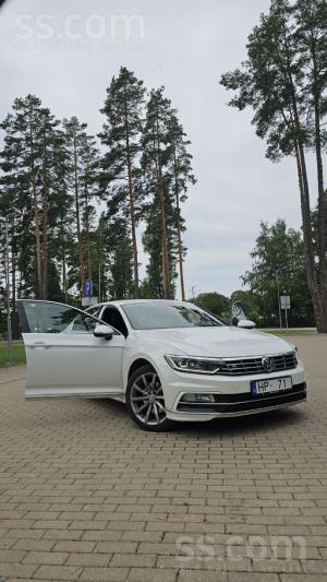 Balts Volkswagen Passat B8 2016 Ogre, ar dzinēja tilpumu 1.80 L un nobraukumu 248 tūkst. km par 12500 €, foto 10 vietnē AUTOMOTO.COM.LV