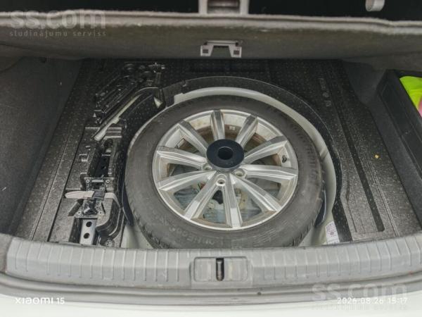 Balts Volkswagen Passat B8 2016 Rīga, ar dzinēja tilpumu 2.00 L un nobraukumu 238 tūkst. km par 11000 €, foto 9 vietnē AUTOMOTO.COM.LV