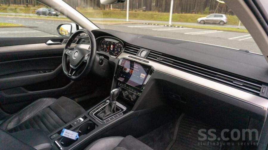 Balts Volkswagen Passat B8 2017 Rīga, ar dzinēja tilpumu 2.00 L un nobraukumu 212 tūkst. km par 13990 €, foto 11 vietnē AUTOMOTO.COM.LV