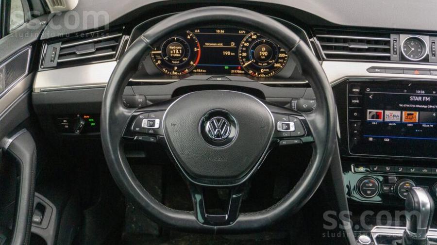 Balts Volkswagen Passat B8 2017 Rīga, ar dzinēja tilpumu 2.00 L un nobraukumu 212 tūkst. km par 13990 €, foto 14 vietnē AUTOMOTO.COM.LV
