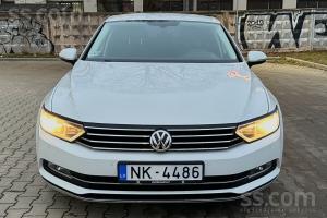 White Volkswagen Passat B8 2017 in Riga, with an engine capacity of 1.90 L and mileage of 165 thousand km for 15000 €, photo  on AUTOMOTO.COM.LV
