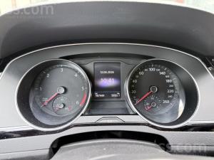 White Volkswagen Passat B8 2017 in Riga, with an engine capacity of 2.00 L and mileage of 167 thousand km for 11500 €, photo 15 on AUTOMOTO.COM.LV