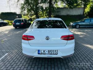 Balts Volkswagen Passat B8 2017 Rīga, ar dzinēja tilpumu 2.00 L un nobraukumu 224 tūkst. km par 11000 €, foto 9 vietnē AUTOMOTO.COM.LV