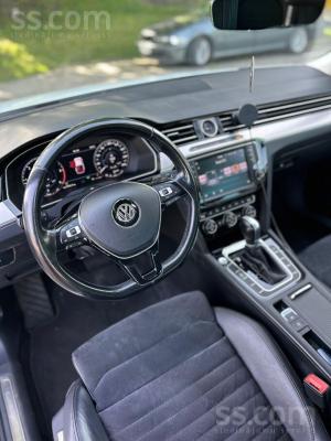 Balts Volkswagen Passat B8 2017 Rīga, ar dzinēja tilpumu 2.00 L un nobraukumu 224 tūkst. km par 11000 €, foto 10 vietnē AUTOMOTO.COM.LV