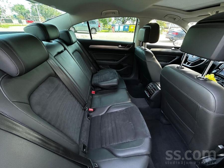Balts Volkswagen Passat B8 2017 Rīga, ar dzinēja tilpumu 2.00 L un nobraukumu 224 tūkst. km par 11000 €, foto 13 vietnē AUTOMOTO.COM.LV