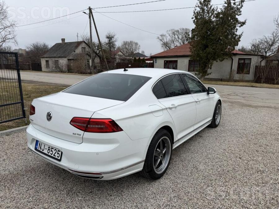 Balts Volkswagen Passat B8 2018 Ventspils, ar dzinēja tilpumu 2.00 L un nobraukumu 202 tūkst. km par 14900 €, foto 6 vietnē AUTOMOTO.COM.LV