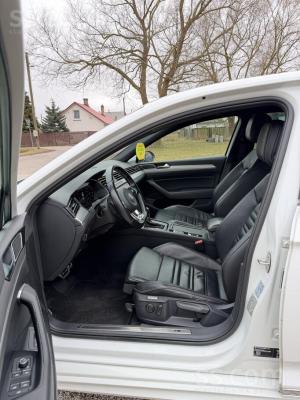 Balts Volkswagen Passat B8 2018 Ventspils, ar dzinēja tilpumu 2.00 L un nobraukumu 202 tūkst. km par 14900 €, foto 11 vietnē AUTOMOTO.COM.LV
