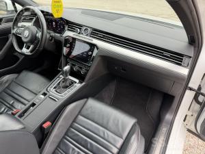 Balts Volkswagen Passat B8 2018 Ventspils, ar dzinēja tilpumu 2.00 L un nobraukumu 202 tūkst. km par 14900 €, foto 14 vietnē AUTOMOTO.COM.LV