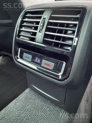 Balts Volkswagen Passat B8 2018 Ventspils, ar dzinēja tilpumu 2.00 L un nobraukumu 202 tūkst. km par 14900 €, foto 18 vietnē AUTOMOTO.COM.LV