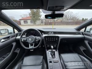 Balts Volkswagen Passat B8 2018 Ventspils, ar dzinēja tilpumu 2.00 L un nobraukumu 202 tūkst. km par 14900 €, foto 19 vietnē AUTOMOTO.COM.LV