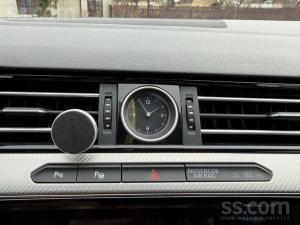 Balts Volkswagen Passat B8 2018 Ventspils, ar dzinēja tilpumu 2.00 L un nobraukumu 202 tūkst. km par 14900 €, foto 26 vietnē AUTOMOTO.COM.LV