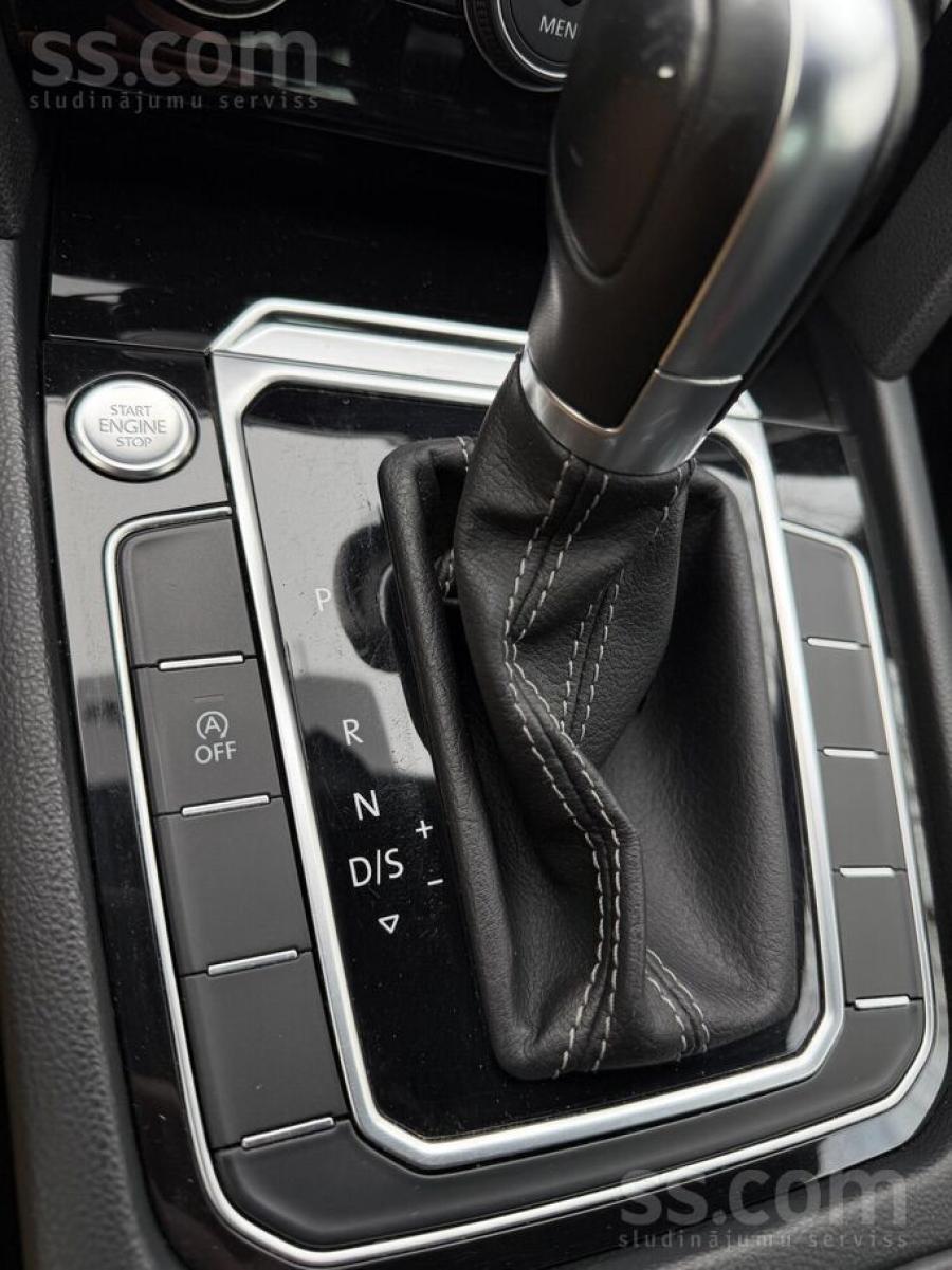 Balts Volkswagen Passat B8 2018 Ventspils, ar dzinēja tilpumu 2.00 L un nobraukumu 202 tūkst. km par 14900 €, foto 27 vietnē AUTOMOTO.COM.LV