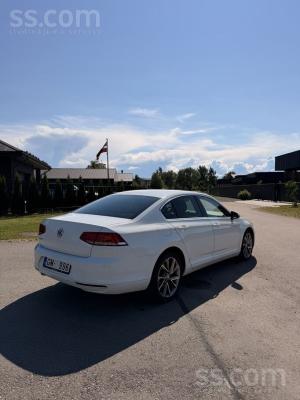 Balts Volkswagen Passat B8 2018 Rīga, ar dzinēja tilpumu 2.00 L un nobraukumu 135 tūkst. km par 14900 €, foto 6 vietnē AUTOMOTO.COM.LV