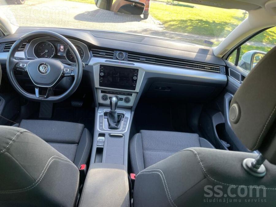 White Volkswagen Passat B8 2019 in Riga, with an engine capacity of 1.50 L and mileage of 116 thousand km for 14400 €, photo 8 on AUTOMOTO.COM.LV