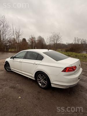 White Volkswagen Passat B8 2019 in Jelgava, with an engine capacity of 1.50 L and mileage of 178 thousand km for 14500 €, photo 2 on AUTOMOTO.COM.LV