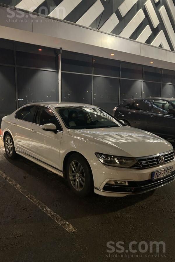 White Volkswagen Passat B8 2019 in Riga, with an engine capacity of 2.00 L and mileage of 175 thousand km for 13200 €, photo 1 on AUTOMOTO.COM.LV
