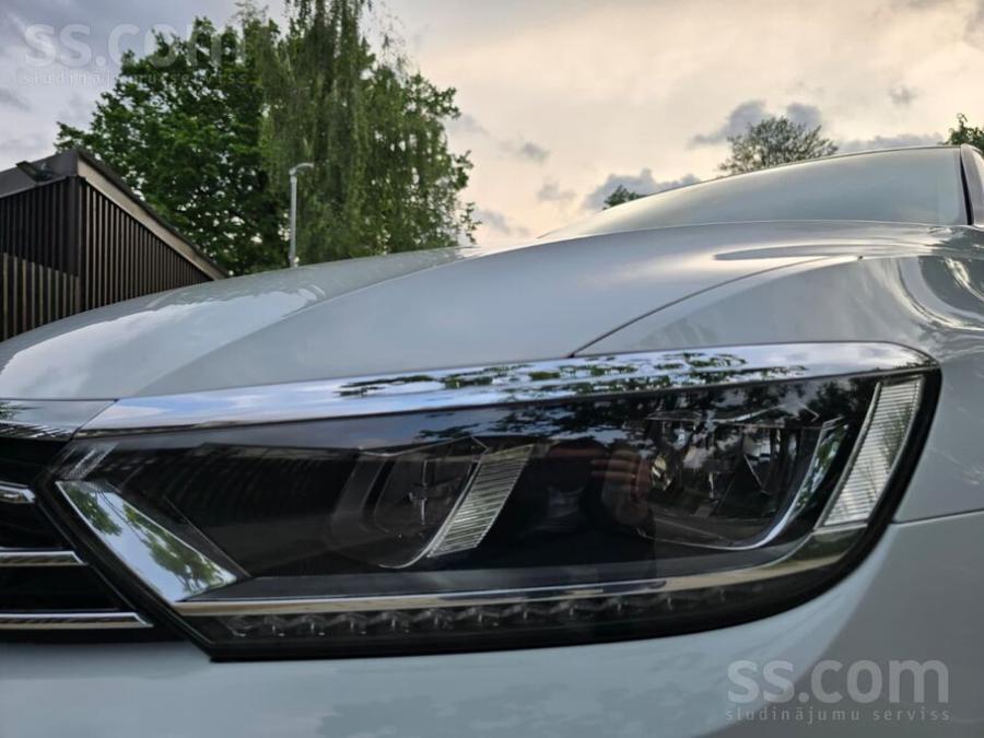 White Volkswagen Passat B8 2019 in Riga, with an engine capacity of 1.50 L and mileage of 131 thousand km for 14500 €, photo 13 on AUTOMOTO.COM.LV