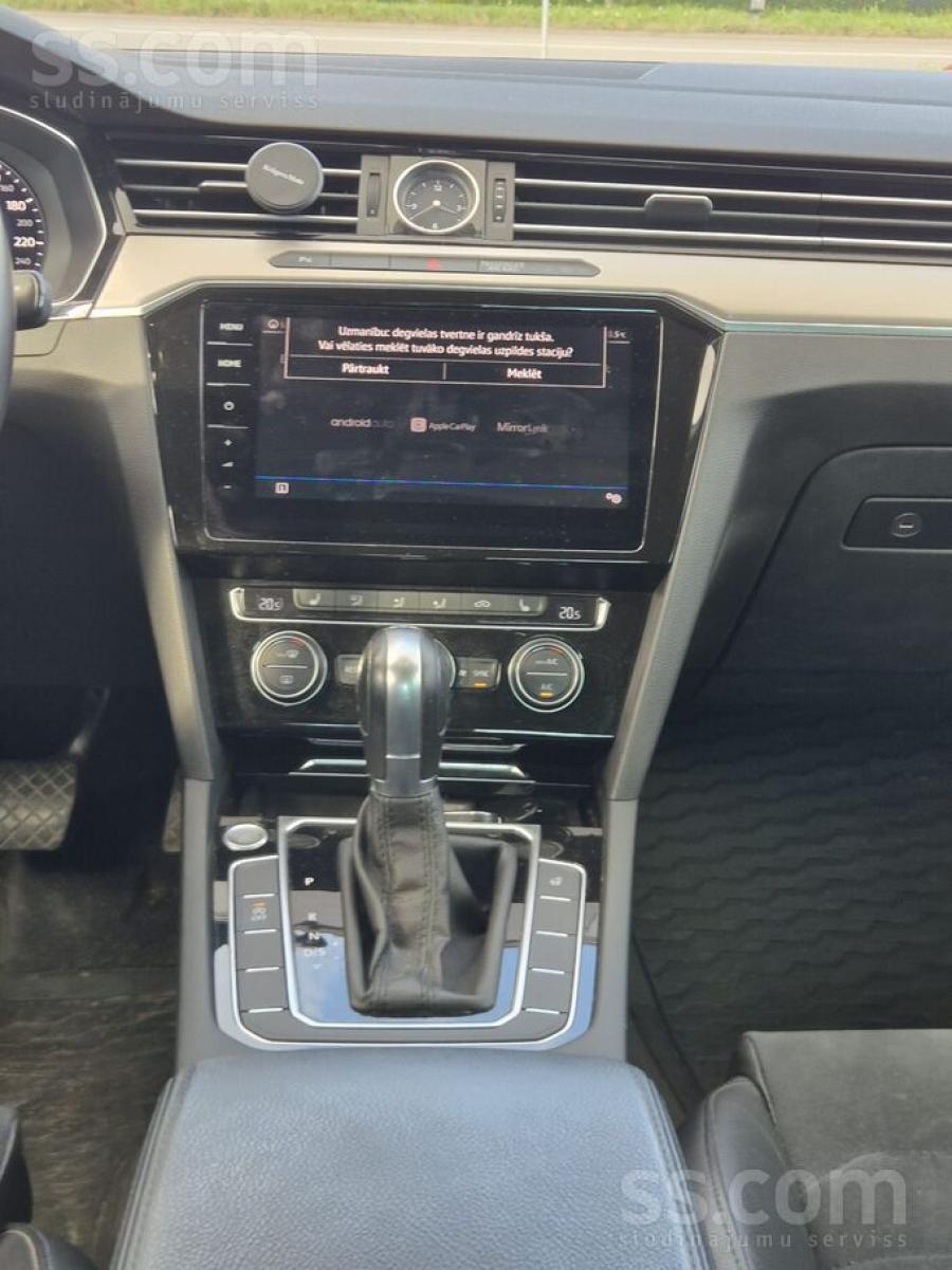 Balts Volkswagen Passat B8 2019 Rīga, ar dzinēja tilpumu 1.50 L un nobraukumu 184 tūkst. km par 14990 €, foto 11 vietnē AUTOMOTO.COM.LV