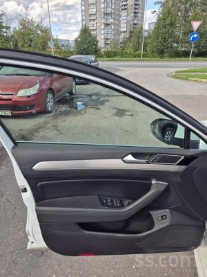 Balts Volkswagen Passat B8 2019 Rīga, ar dzinēja tilpumu 1.50 L un nobraukumu 184 tūkst. km par 14990 €, foto 13 vietnē AUTOMOTO.COM.LV