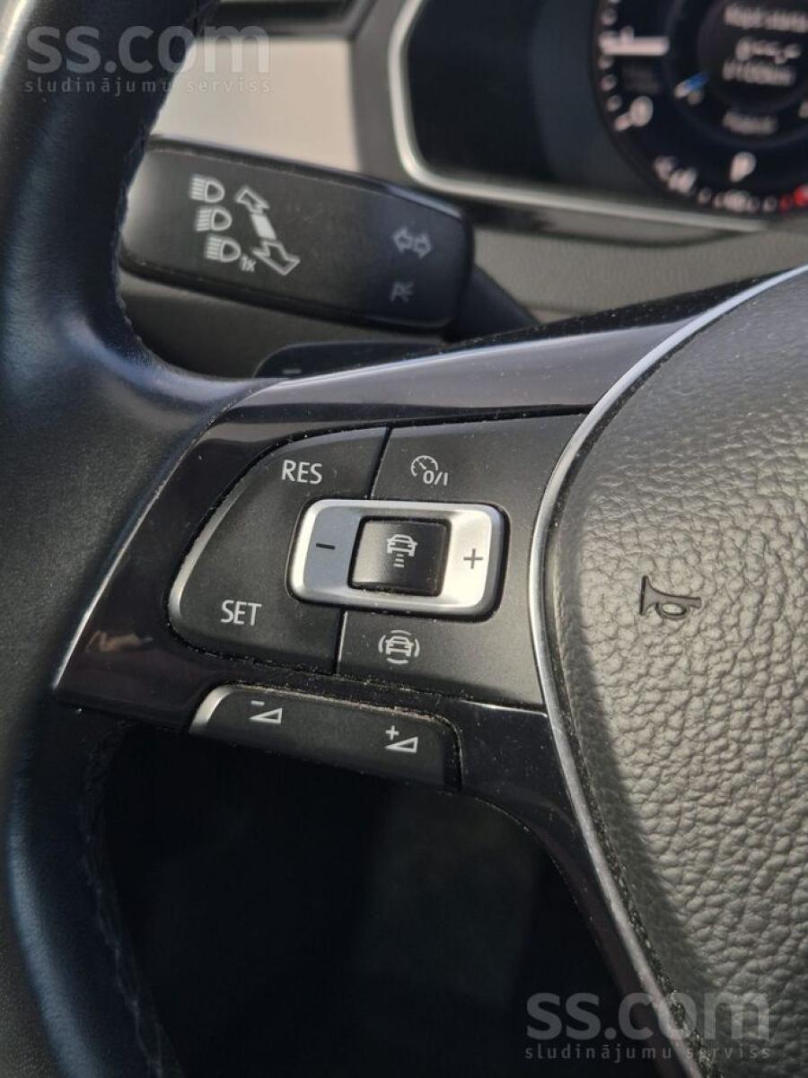 Balts Volkswagen Passat B8 2019 Rīga, ar dzinēja tilpumu 1.50 L un nobraukumu 184 tūkst. km par 14990 €, foto 18 vietnē AUTOMOTO.COM.LV