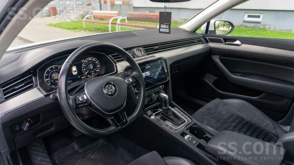 Balts Volkswagen Passat B8 2019 Rīga, ar dzinēja tilpumu 1.50 L un nobraukumu 184 tūkst. km par 14990 €, foto 11 vietnē AUTOMOTO.COM.LV