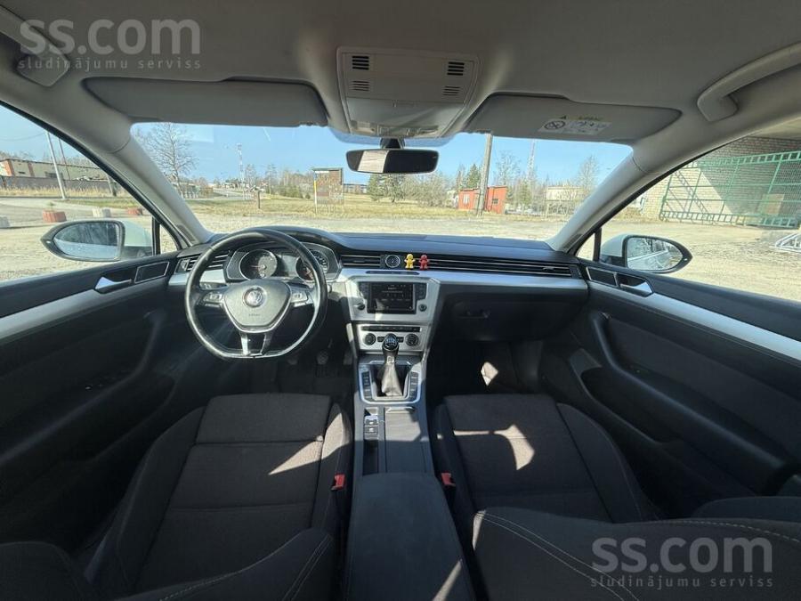 White Volkswagen Passat B8 2015 in Tukums, with an engine capacity of 1.60 L and mileage of 0 thousand km for 7999 €, photo 10 on AUTOMOTO.COM.LV