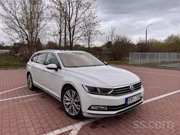 White Volkswagen Passat B8 2015 in Preili, with an engine capacity of 2.00 L and mileage of 304 thousand km for 8500 €, photo 2 on AUTOMOTO.COM.LV