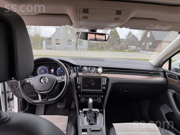 White Volkswagen Passat B8 2015 in Preili, with an engine capacity of 2.00 L and mileage of 304 thousand km for 8500 €, photo 9 on AUTOMOTO.COM.LV
