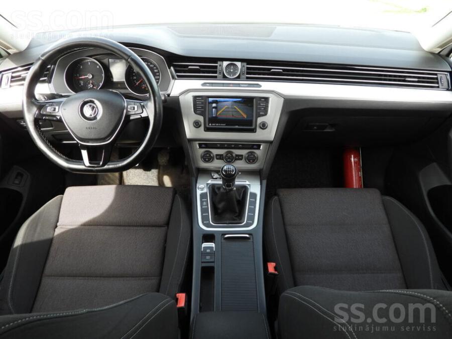 White Volkswagen Passat B8 2015 in Riga, with an engine capacity of 1.60 L and mileage of 375 thousand km for 7200 €, photo 12 on AUTOMOTO.COM.LV