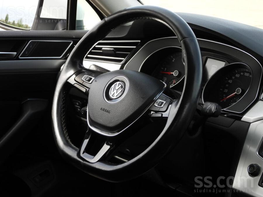 White Volkswagen Passat B8 2015 in Riga, with an engine capacity of 1.60 L and mileage of 375 thousand km for 7200 €, photo 13 on AUTOMOTO.COM.LV