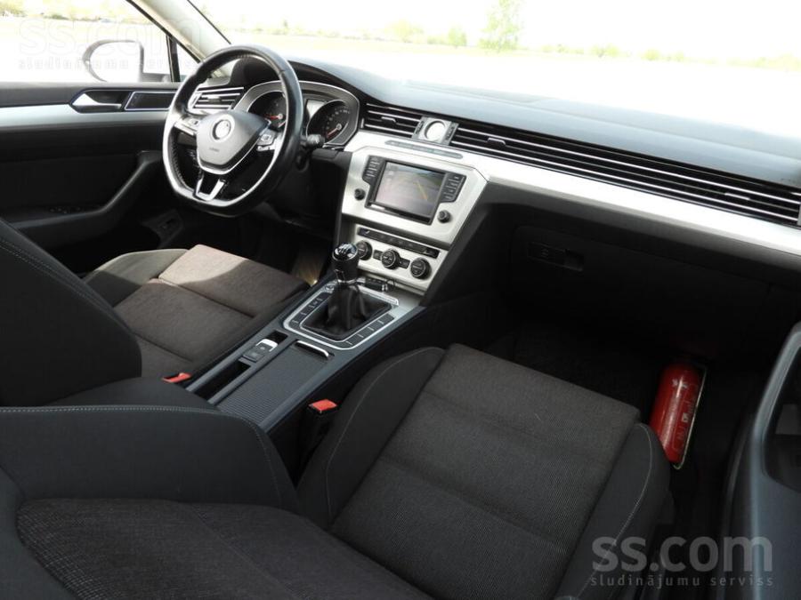 White Volkswagen Passat B8 2015 in Riga, with an engine capacity of 1.60 L and mileage of 375 thousand km for 7200 €, photo 15 on AUTOMOTO.COM.LV